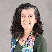 Lisa Fiore Profile | Tufts University